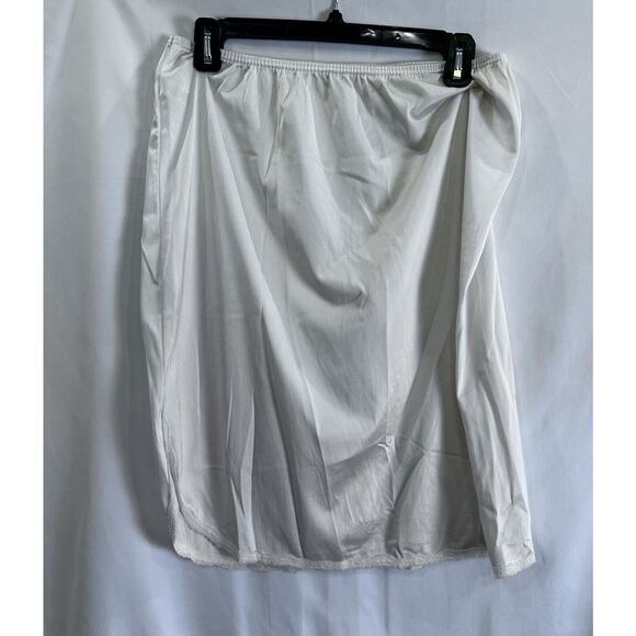 Cabernet | Intimates & Sleepwear | Vintage Cabernet White Size Med24 ...